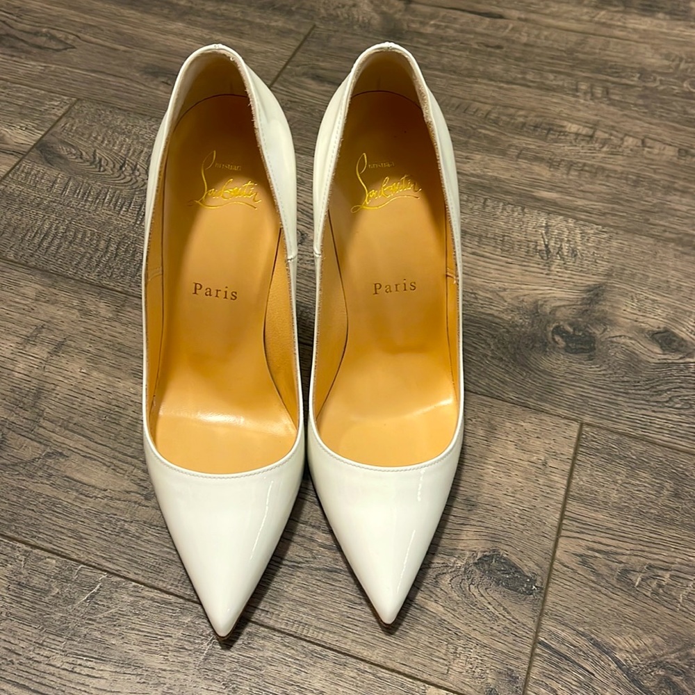 The Most Beautiful Shoe! Classic White Patent Leather… - Gem